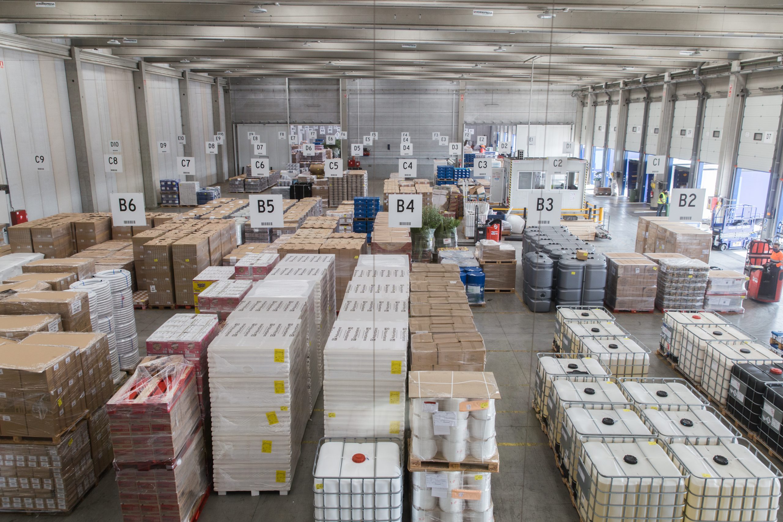 Nace Calsina Carré Services - Calsina Carré Transports & Logistics